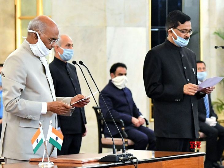 New CVC Oath Ceremony : Presidents secretary Sanjay Kothari is new ...