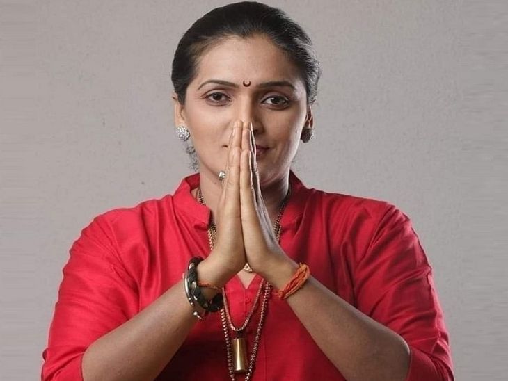 mns leader rupali thombre patil resigned mns and join ncp | मनसेला ...