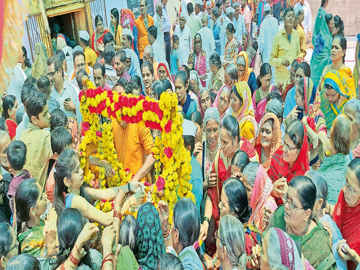 On the occasion of Shri Ram Janmotsavani, bhajans, kirtans and ...