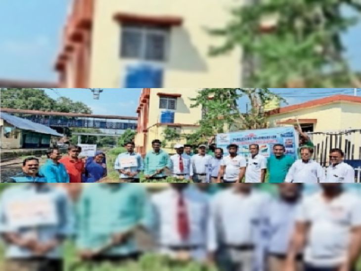 Swachhta Abhiyan was implemented and the oath of cleanliness was taken ...