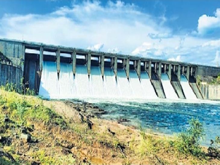 14 gates of Siddheshwar dam opened, 17,847 cusecs of water released ...