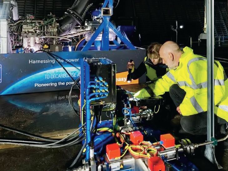 World's first hydrogen jet engine built by Rolls-Royce | माइलस्टोन ...