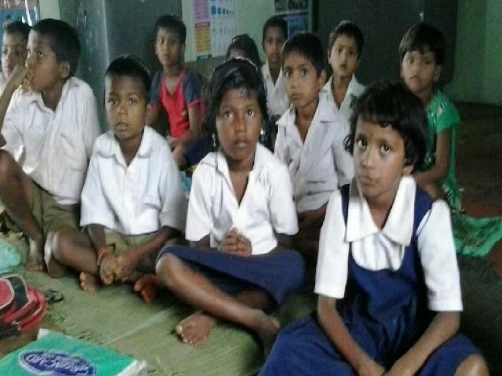 Students of Walwad ZP School have been waiting for uniform for six ...