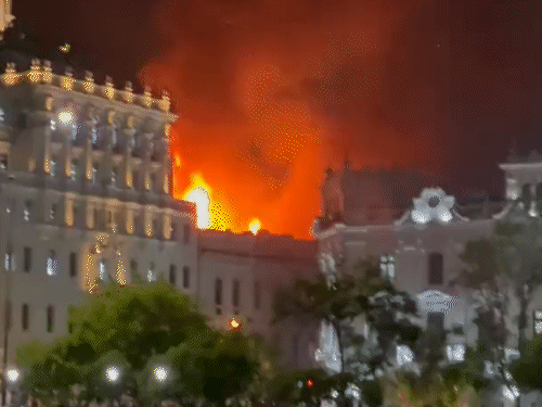 Peru Lima Protest Update; World Heritage Site Plaza San Martin | Fire ...