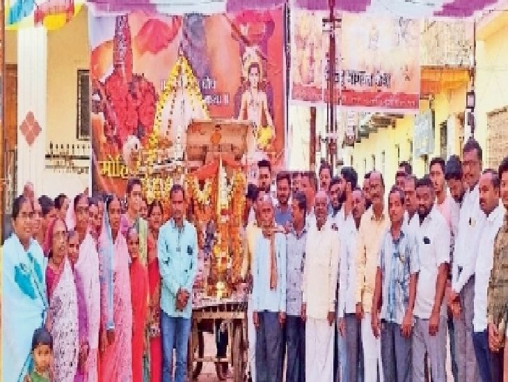 On the occasion of Pran Pratishtha ceremony, procession of idol of ...
