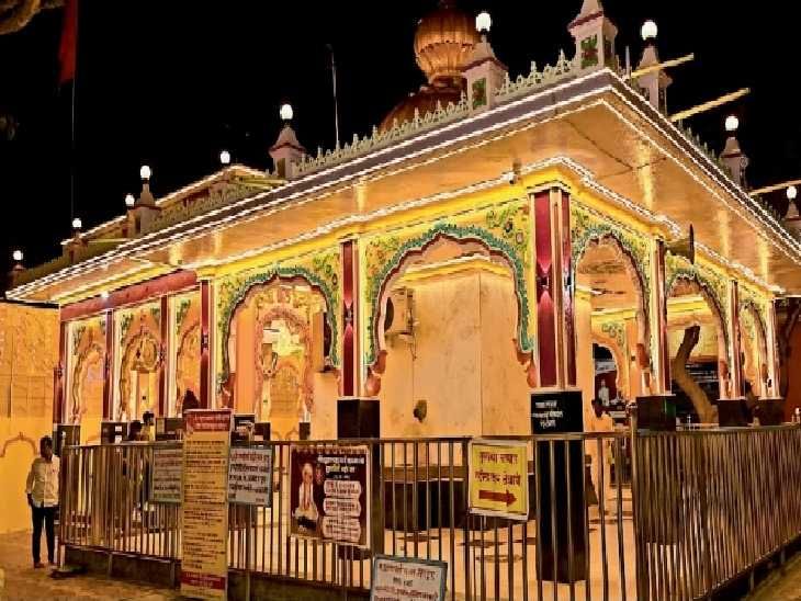 The gulal ceremony of Prabhakar Maharaj will be held in the temple on ...