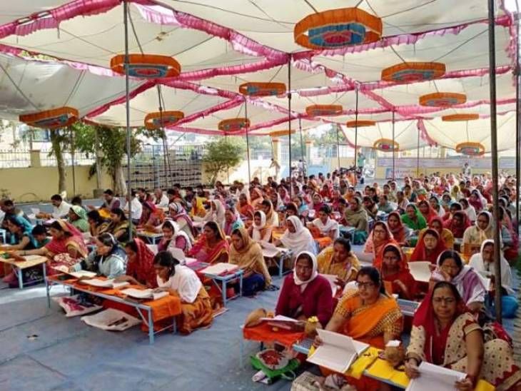 Mass Gurucharitra Recitation on the occasion of Swami Samarth's death ...