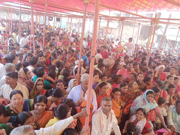 Lakhs of devotees flock to Hingoli for the darshan of Vighnaharta ...