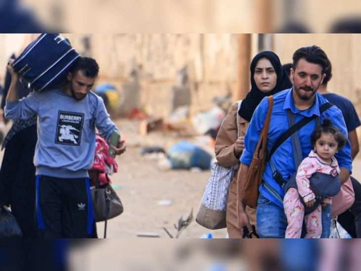 greater sympathy for Palestinian citizens on social media; Compared to ...