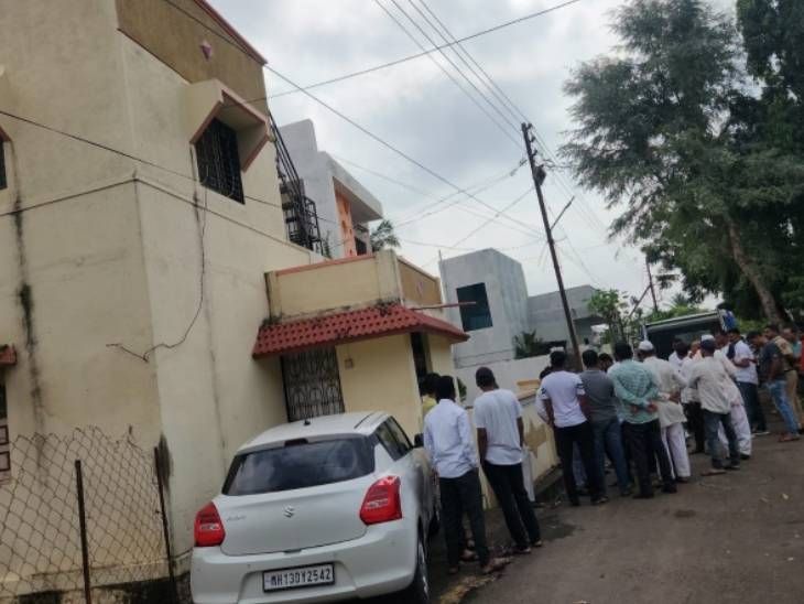 Solapur Latest Crime Updates News Husband Killed Wife And Son Barshi