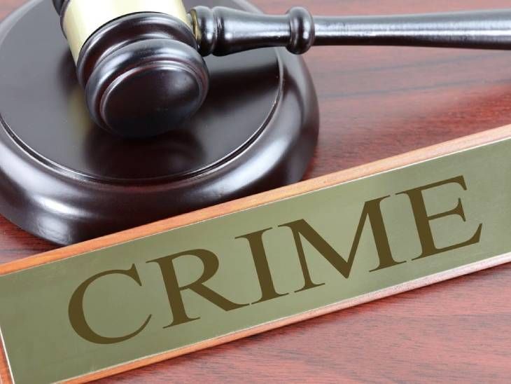 Divya Marathi Exclusive, Income Tax Officer came to the house, checked ...