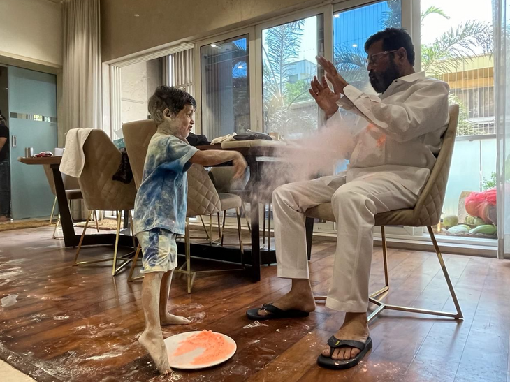 Chief Minister Eknath Shinde family Dhulivandan | Mp Srikanth Shinde ...