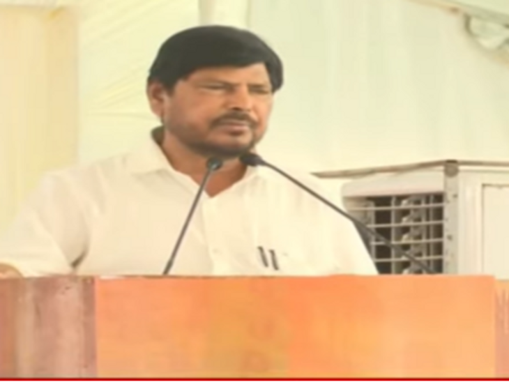 Ramdas Athawale Attack on Sharad Pawar Uddhav Thackeray over Devendra ...