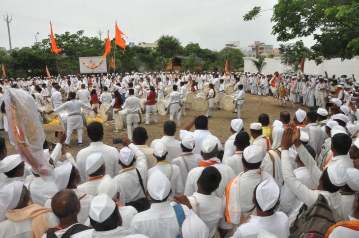 Gangagiri Maharaj Pii Dindi arena ceremony took place in Savedi ...