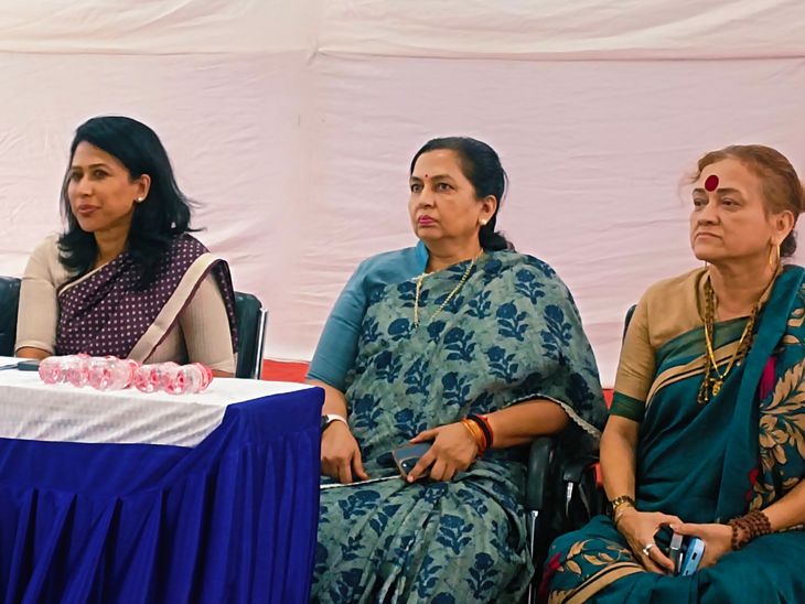 All India Congress Committee Badlapur case | shama mohammad | बदलापूर ...