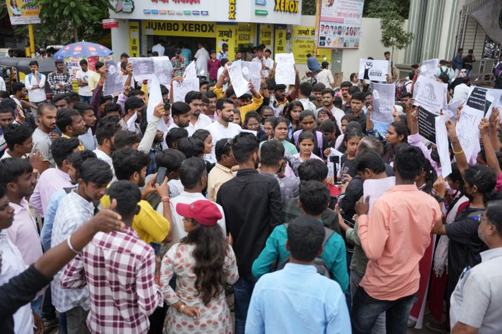 Students' silent march to protest Badlapur, not as a political leader ...