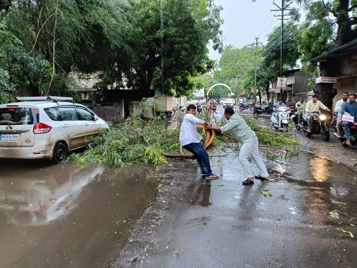 48 mm rain in 3 hours in Dhule city, heavy attendance on Friday due to ...