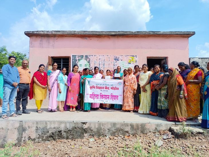 In honor of the women who work in the fields in Syed Varwade, Women's ...