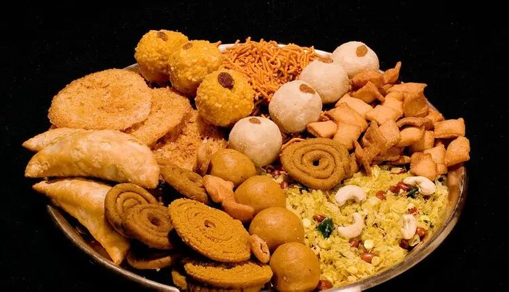 Send Diwali snacks to loved ones abroad, the postman will come to your ...