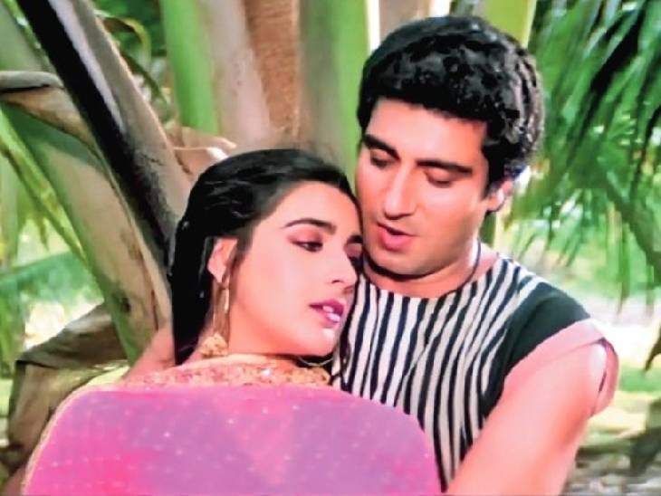 Divya Marathi Rasik Article by Rumi Jafri; Majhya Hisshyache Kisse | ...so Manmohan is not a ...