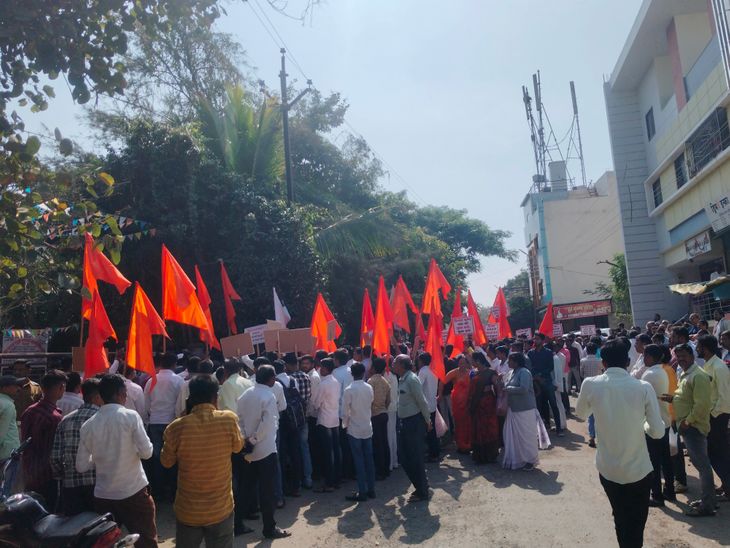 Hindu religious march in Beed district to protest the oppression of ...