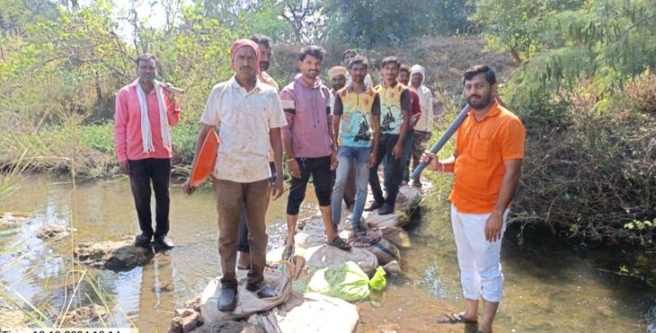 Forest dam built in Rampur Shivara, wells and borewells benefit from ...