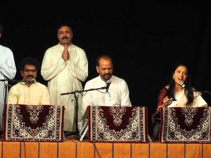 An Impressive Recitation of Gadima's Play 'Sangit Yuddhachya Sawalya ...