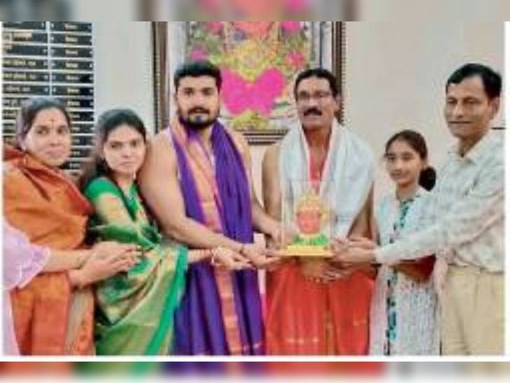 Projects like water conservation and tree plantation should be ...