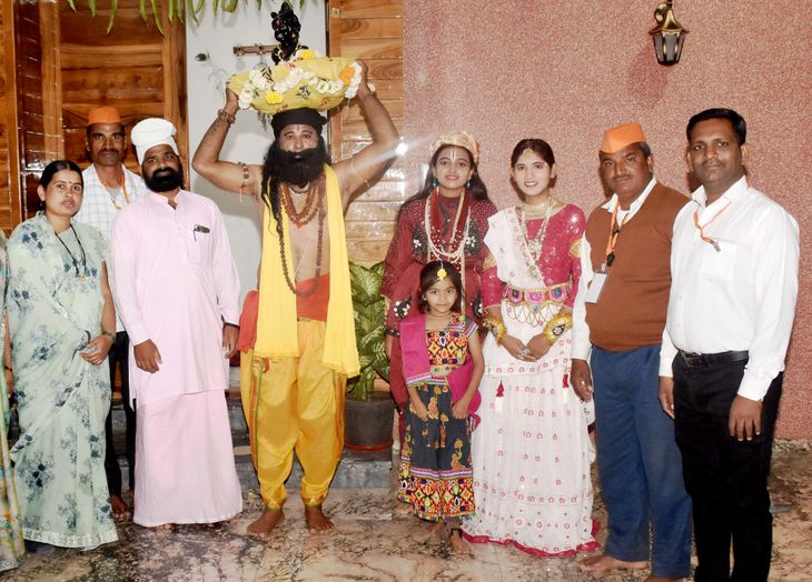 Every parent must embrace the power of becoming Vasudev, teachings of ...