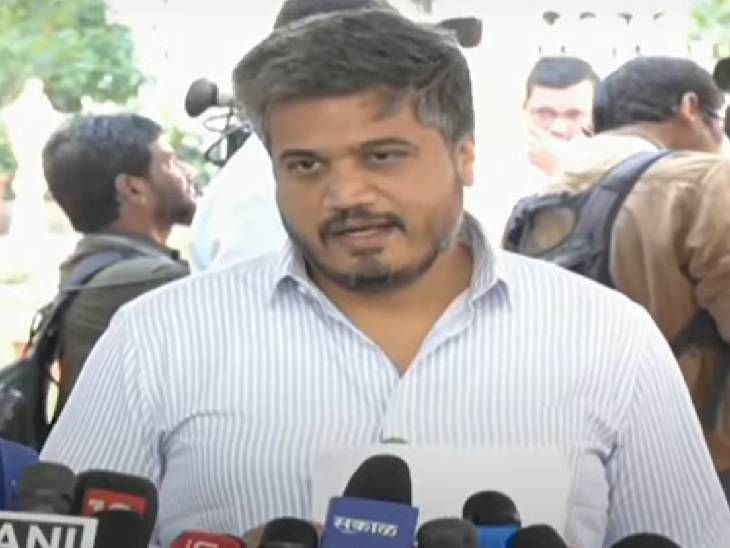 Rohit Pawar Reaction On Jaykumar Gore Notice Sanjay Raut | जयकुमार गोरेंच्या नोटीसीवर रोहित ...