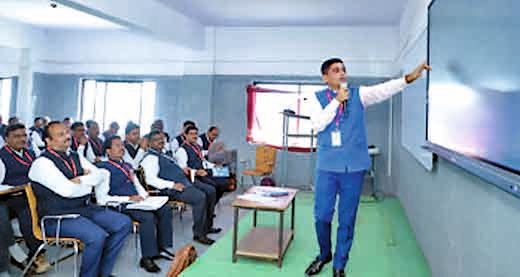 Lessons on updating the capacity of teachers, training of teachers to ...