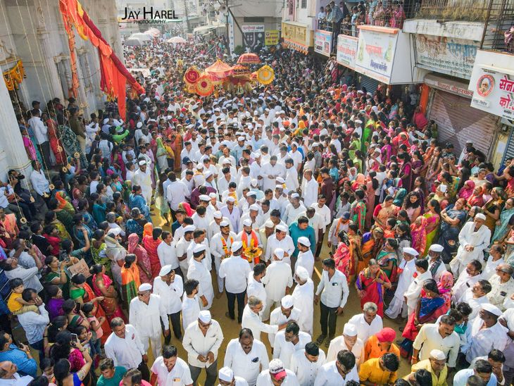 For the first time, flowers and pebbles were showered on the Ghagar ...