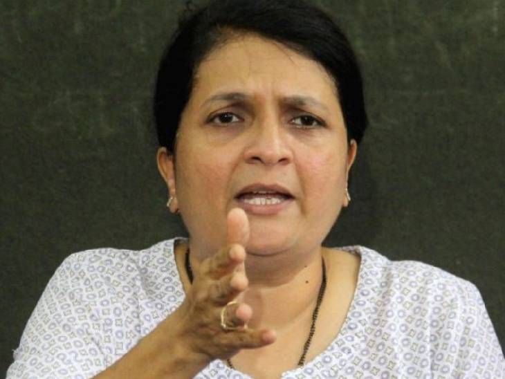 Anjali Damania Claim Against Ncp Spokesperson Suraj Chavan In Court ...