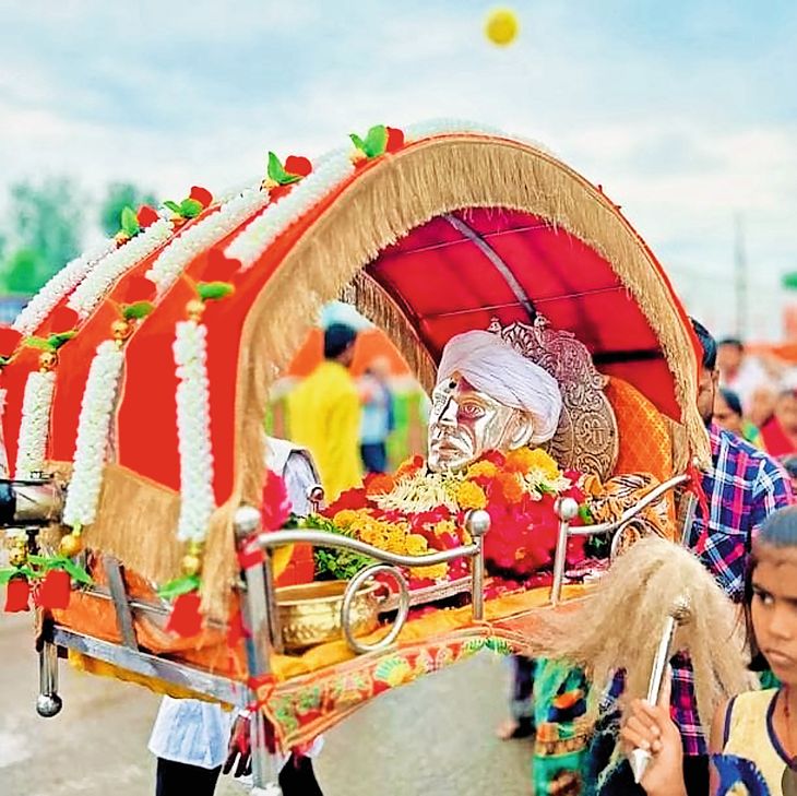 Shri Sant Bhaskar Maharaj Palkhi departs for Shrikshetra Pandharpur ...