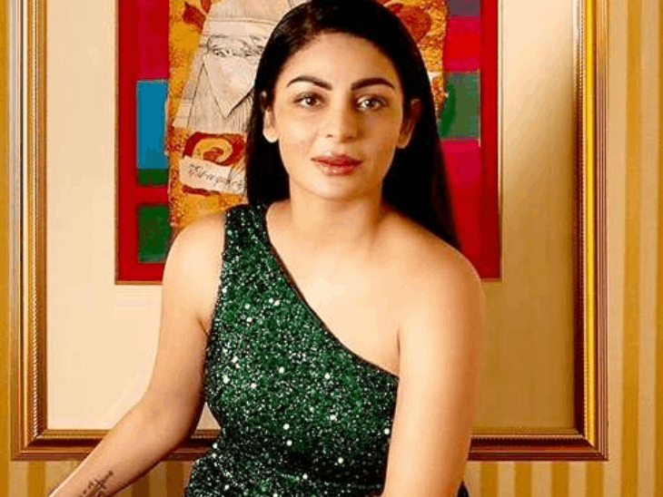 Neeru Bajwa Deletes 'Sardarji 3' Posts; Hania Aamir Controversy ...