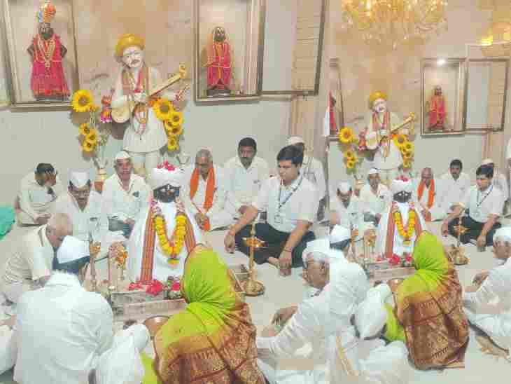 Ashadhi Ekadashi: 40,000+ Devotees Gather at Narsi Namdev for Darshan