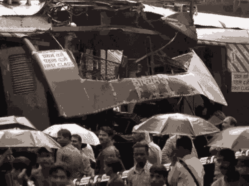 Supreme Court Stay on Mumbai High Court Acquittal; 2006 Train Bomb ...