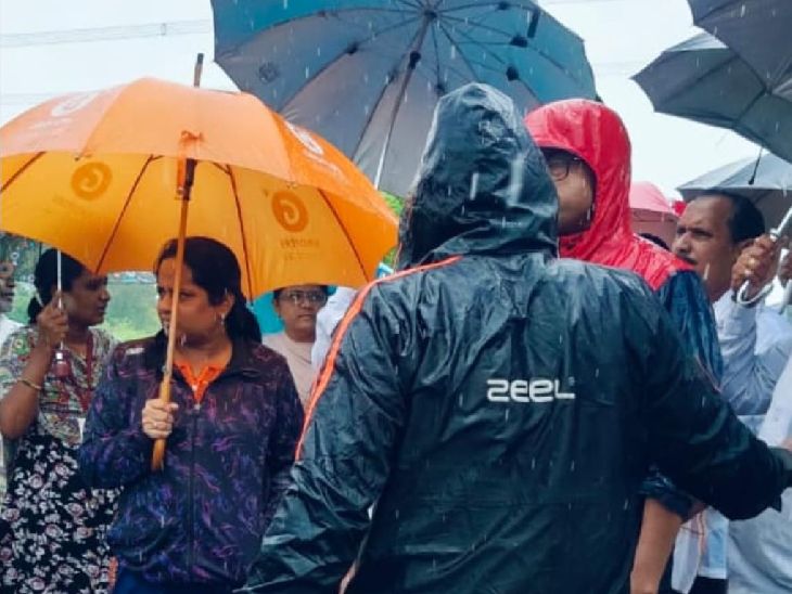 Hingoli Rain Floods Kayadhu River Overflow Families Evacuation | शेवाळा ...