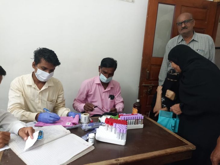 Health check-up of 250 pregnant mothers in the camp, camp was conducted ...