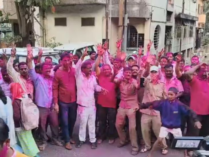 Kolhapur KMT Workers Permanent Decision Eknath Shinde