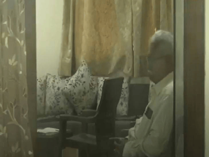 Nagpur Politics: Supporters Lock BJP Rebel Kisan Gawande in House to ...