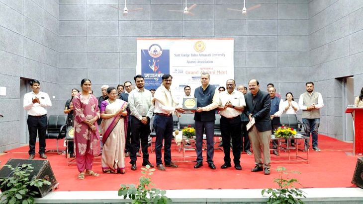 The Physics Department brought glory to the university, Vice Chancellor ...