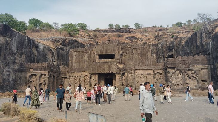 6 thousand tourists visit Verul Cave on World Heritage Day, Arunachal ...