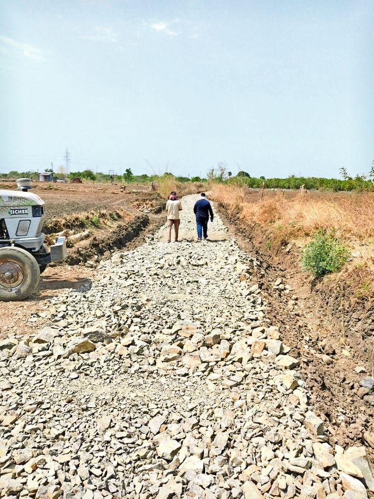 Road dispute ends with revenue's swift action, Kopra-Ahmedpur work in ...