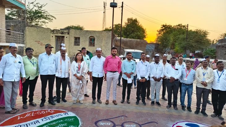 First in 'Chief Minister's Samruddhi Panchayat Raj Mission' in Dahigaon ...