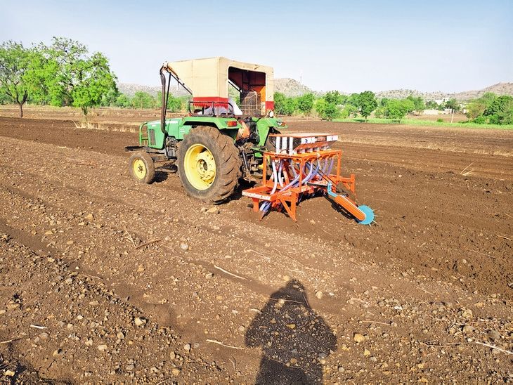 Sowing, which had been underway for two days due to open fields in ...