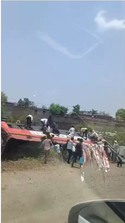 A bus carrying 61 passengers overturned on the Udgir-Ahmedpur route ...