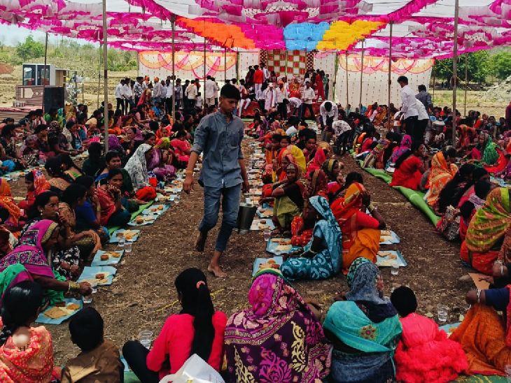 Pimpalda Village Women Get First Meal Honor | Tradition Continues