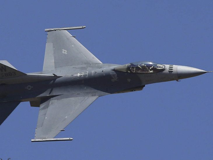 Two Pakistani fighter aircraft appeared on the LoC, Air Force Highlight on