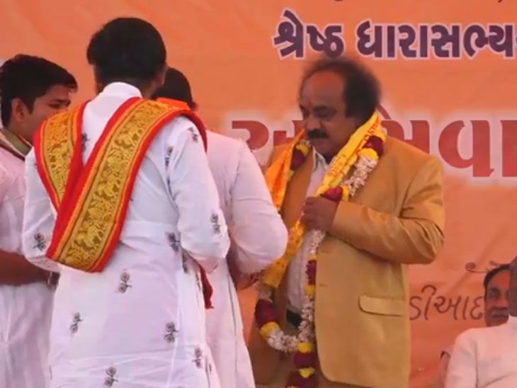 Nadiad MLA Pankaj Desai becomes Best MLA in the country, a happy ...
